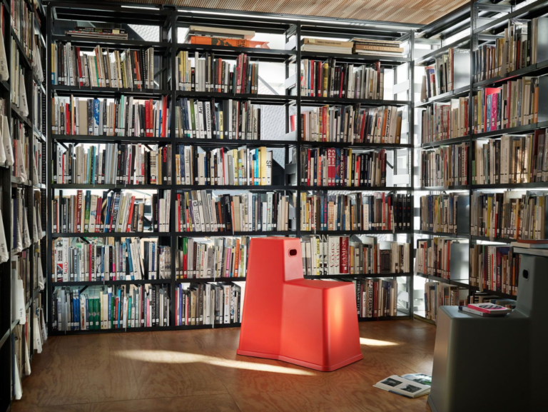 Vitra Stool-Tool - Straxs